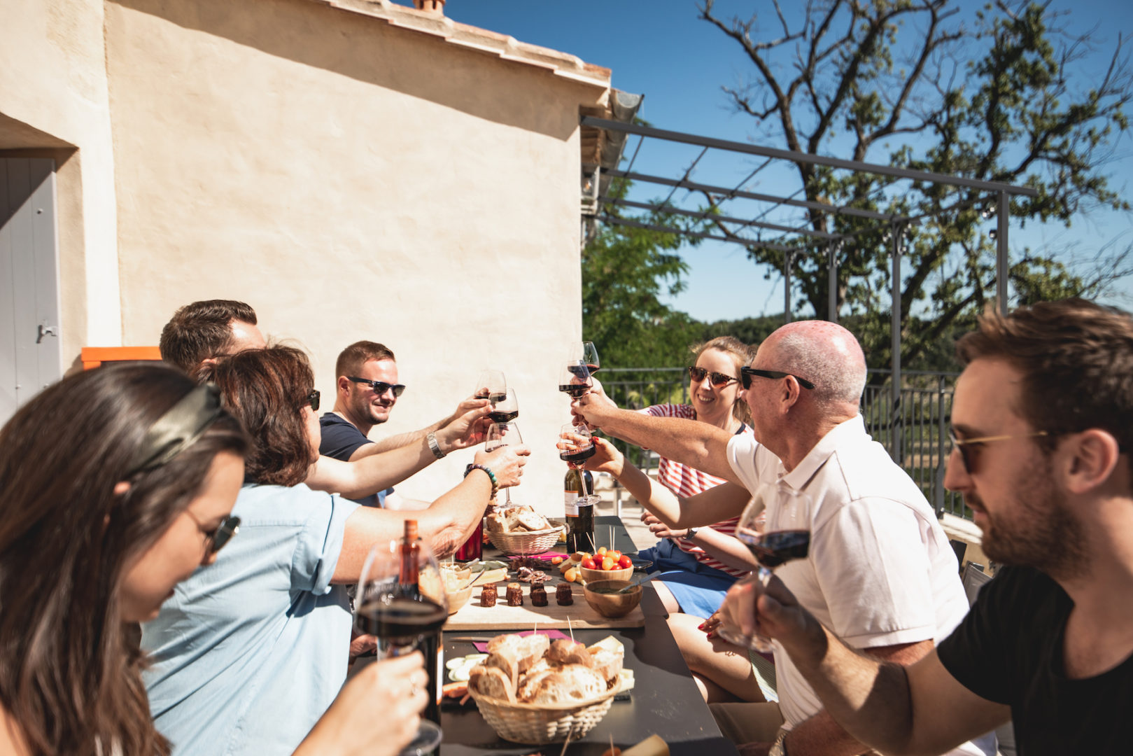 Bordeaux Wine Tours - Wine tasting experience - Rustic Vines Tours